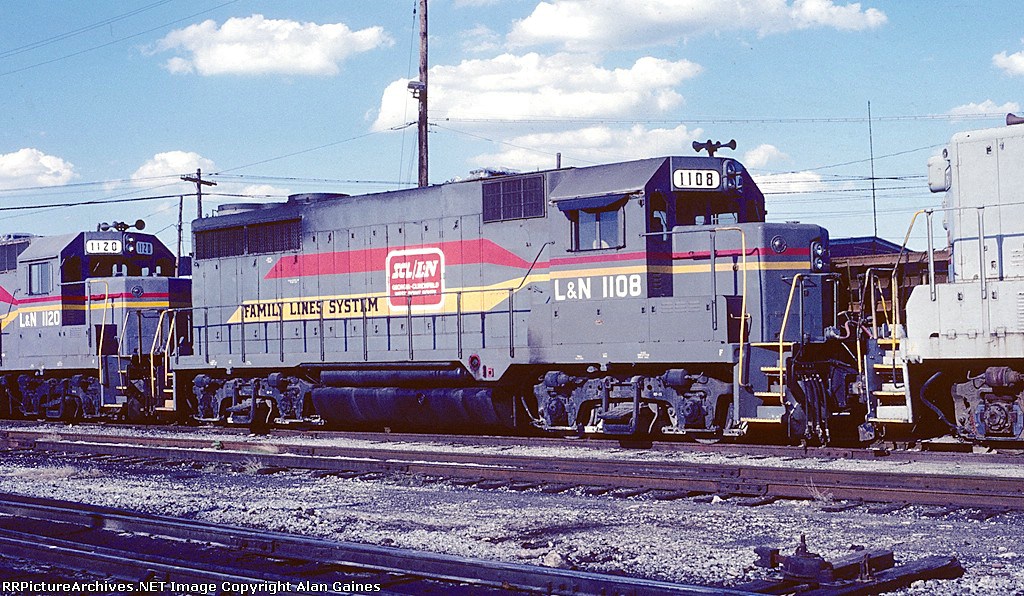 L&N GP-35 1108